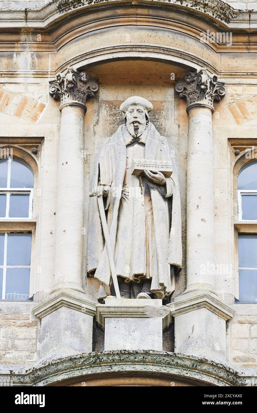 Uppingham school memorial hi-res stock photography and images - Alamy