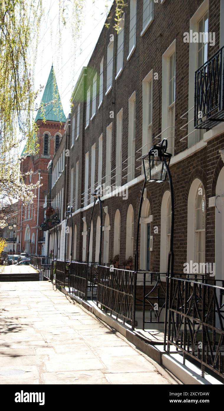 Terrace of Town houses, Islington, London, UK Stock Photo - Alamy