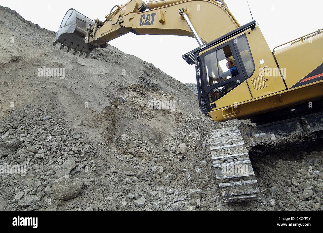 Marl extraction at quarry for cement plant Stock Photo - Alamy