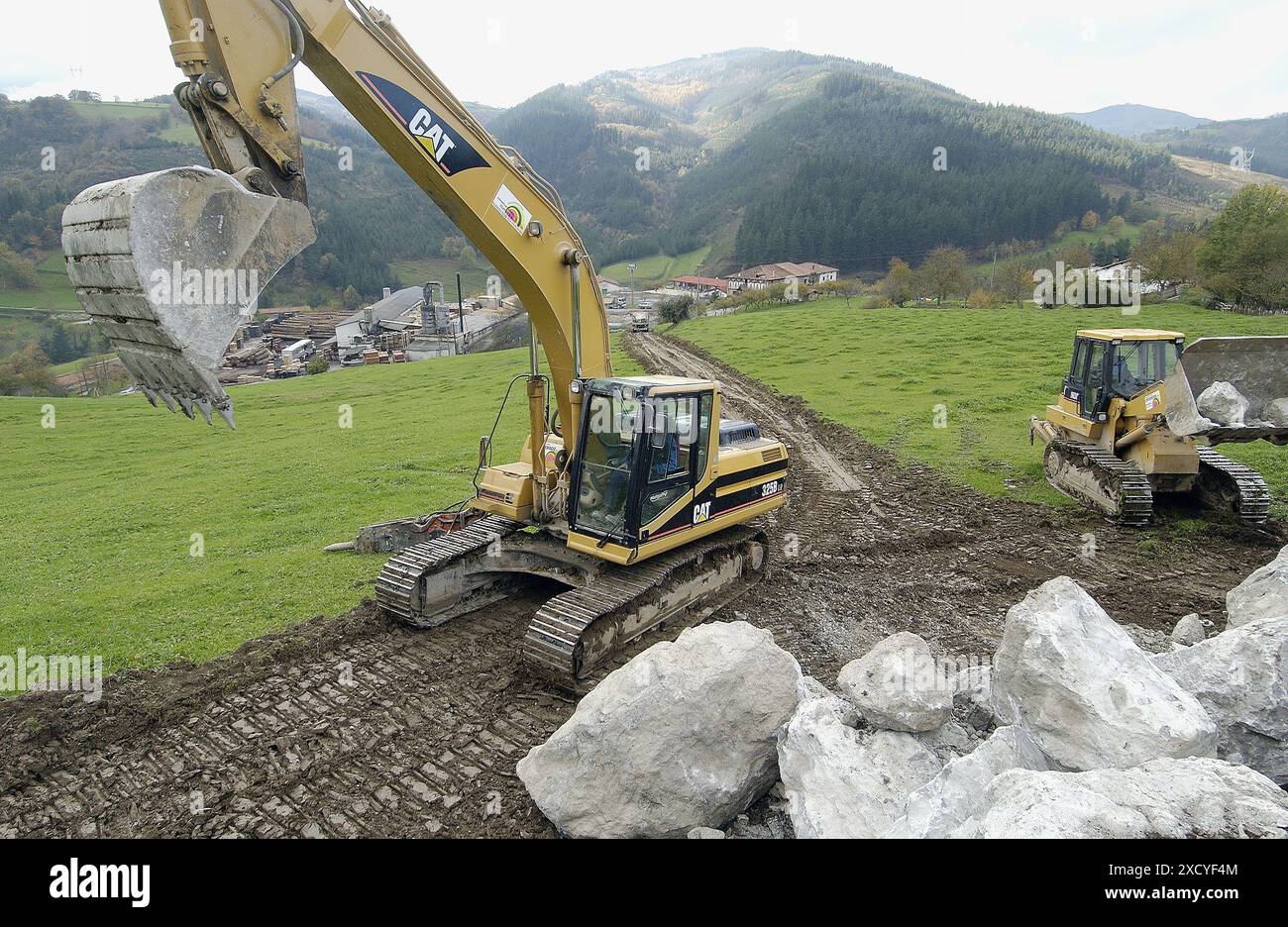 Loading rocks quarry construction hi-res stock photography and images ...