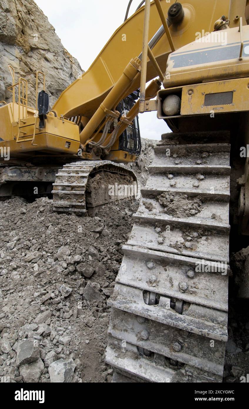 Extracting raw material from quarry for cement manufacturing Stock ...