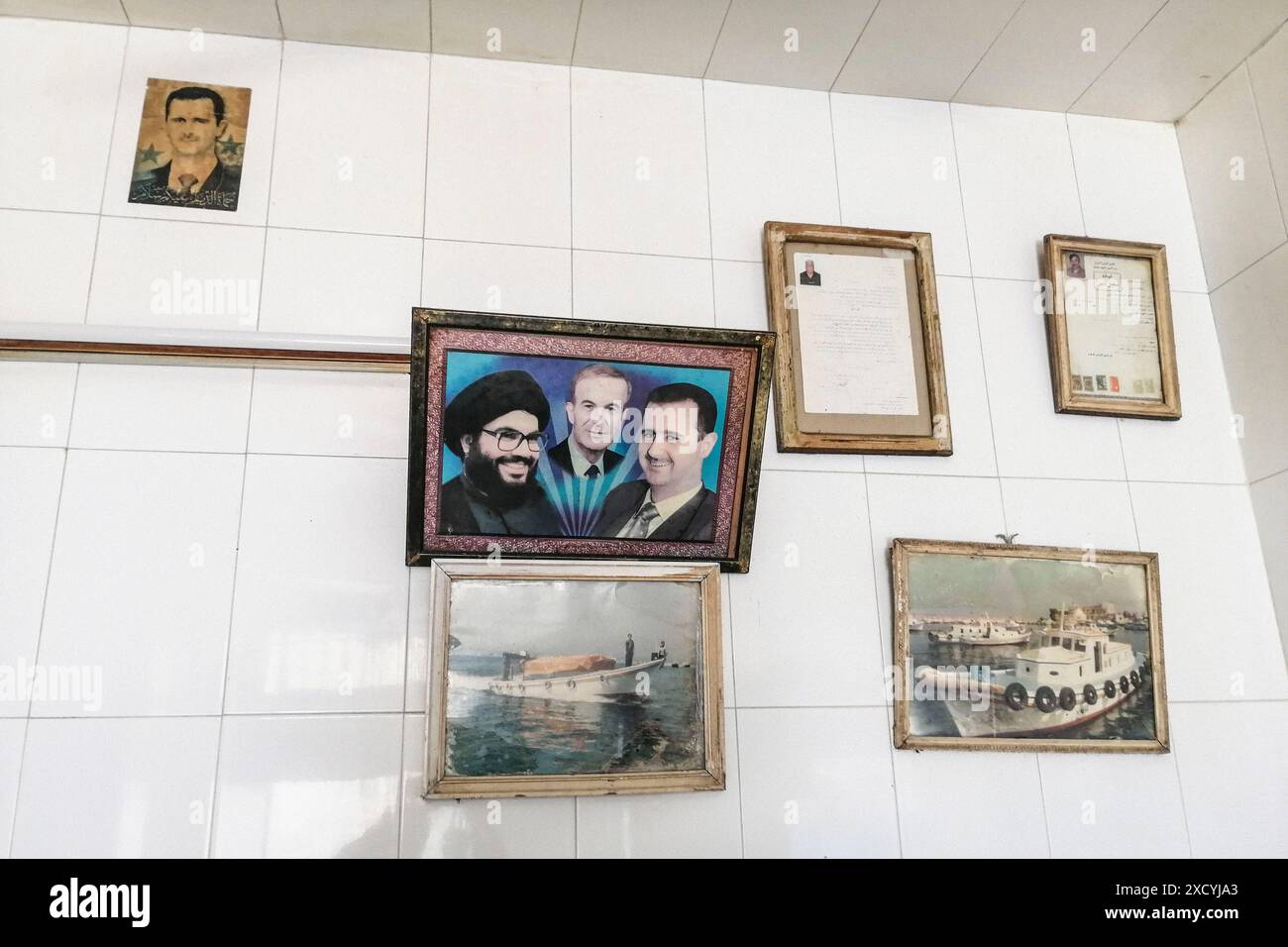 Syria, Arwad island, painting depicting President Assad Stock Photo - Alamy