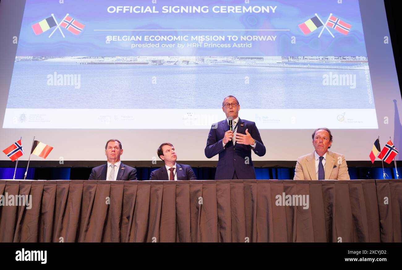 Jacques chaine hi-res stock photography and images - Alamy