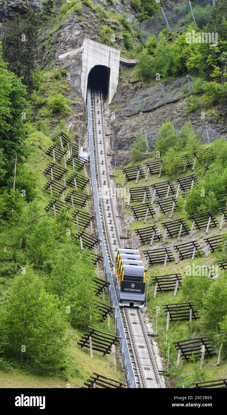 Bergen standseilbahn hi-res stock photography and images - Alamy