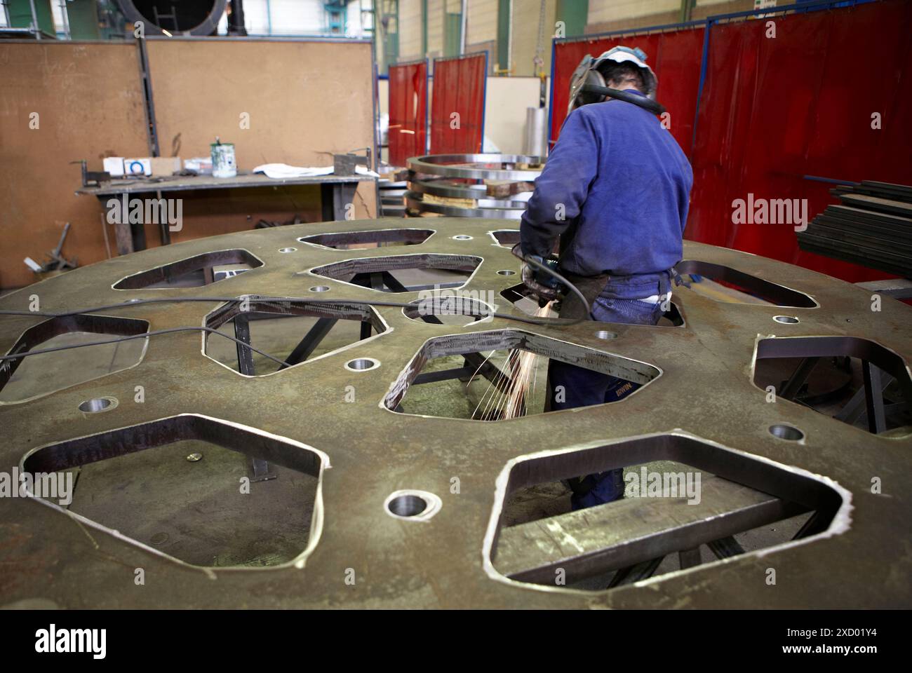 Boilermaking hi-res stock photography and images - Alamy