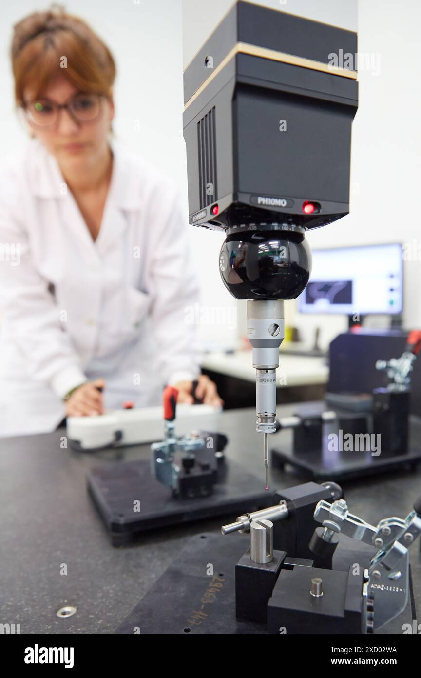 Crysta Apex CMM. Coordinate Measuring Machine. Technical adjusting ...