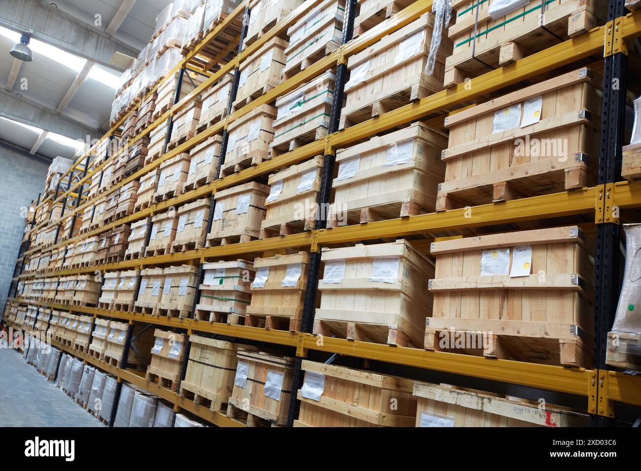 Boxes with industrial parts. Warehouse palletizing Stock Photo - Alamy