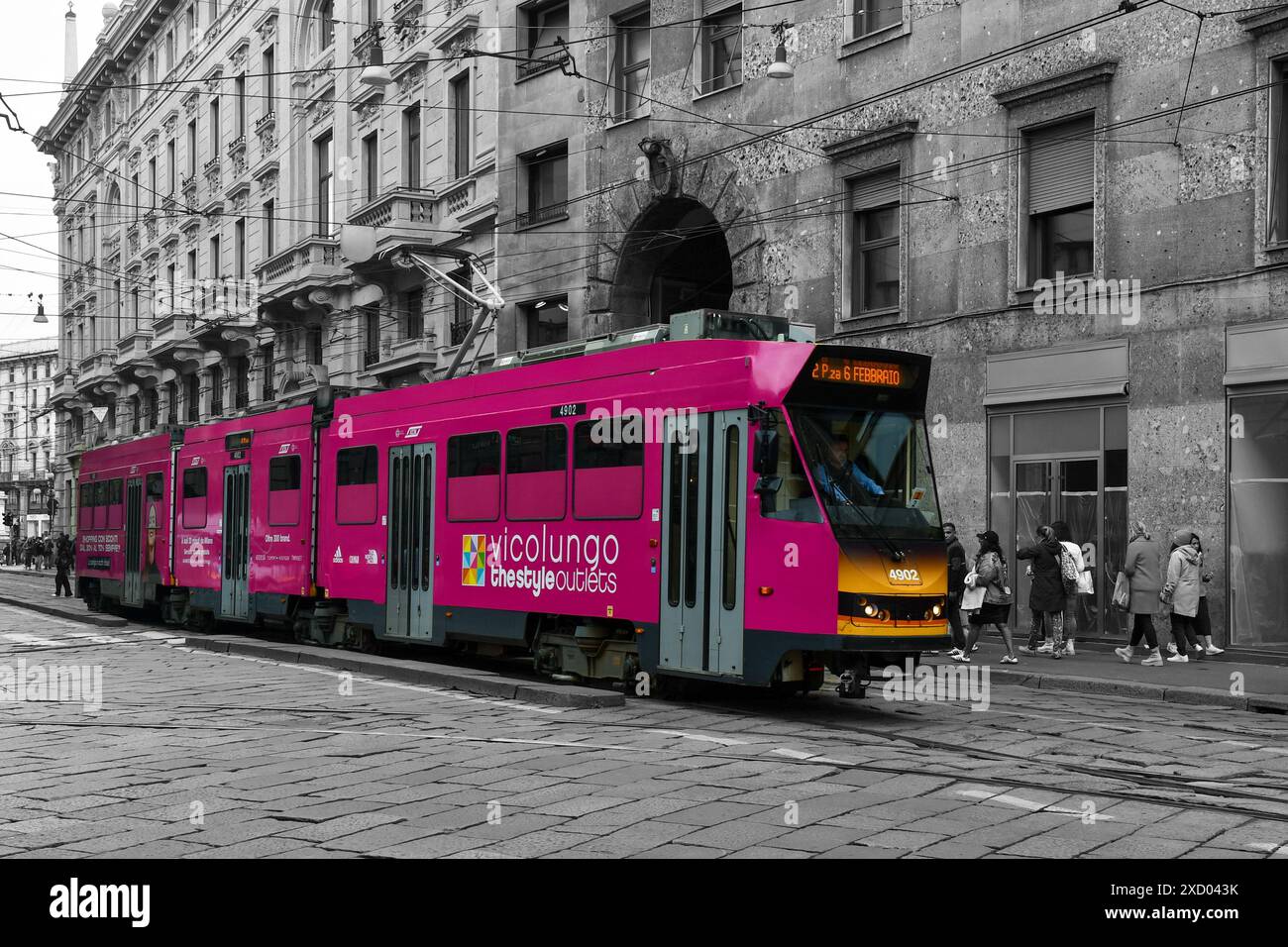 Fuchsia pink tram hi-res stock photography and images - Alamy