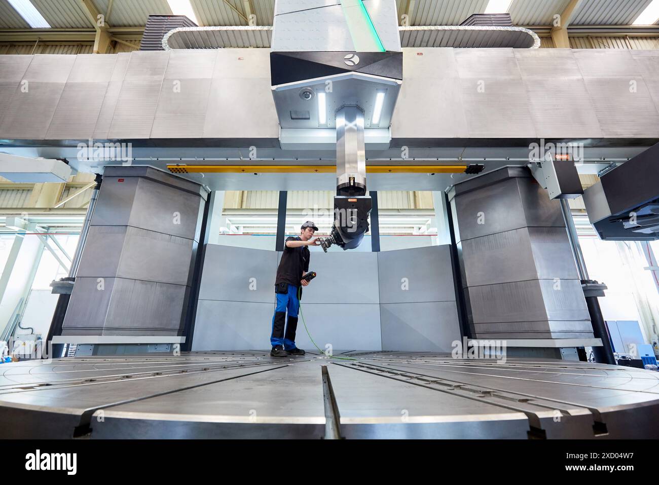 Machining Centre, CNC, Vertical lathe, Design, manufacture and ...