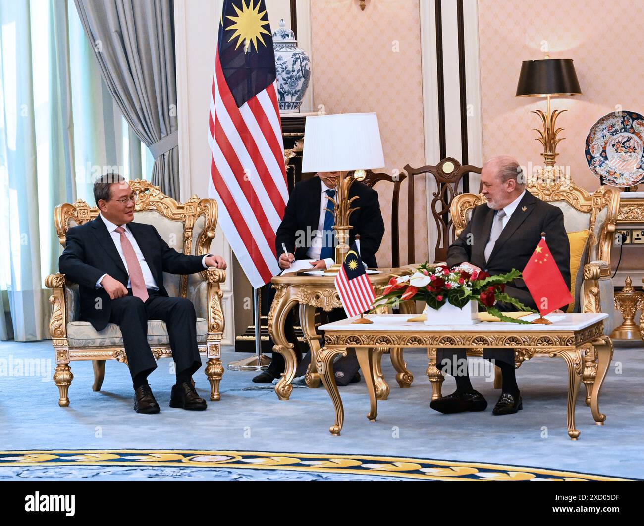 Kuala Lumpur, Malaysia. 19th June, 2024. Chinese Premier Li Qiang meets ...