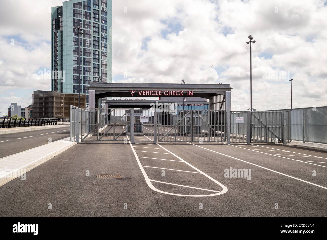 New Isle of Man Ferry terminal at Liverpool Stock Photo - Alamy