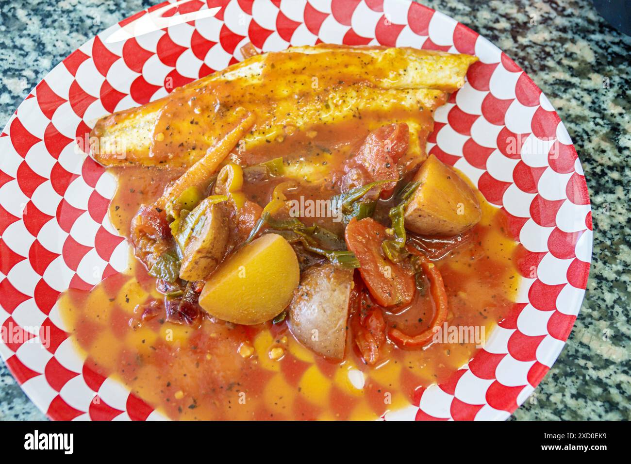 Tilapia creole sauce hi-res stock photography and images - Alamy