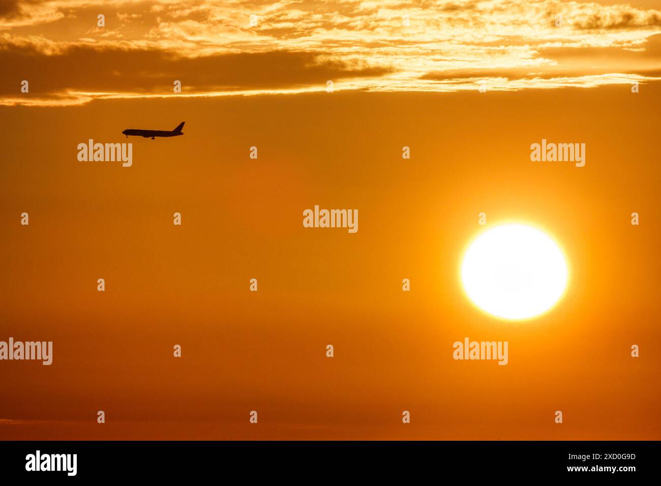 Miami Florida,commercial airliner jet plane airplane,arriving MIA,Miami ...