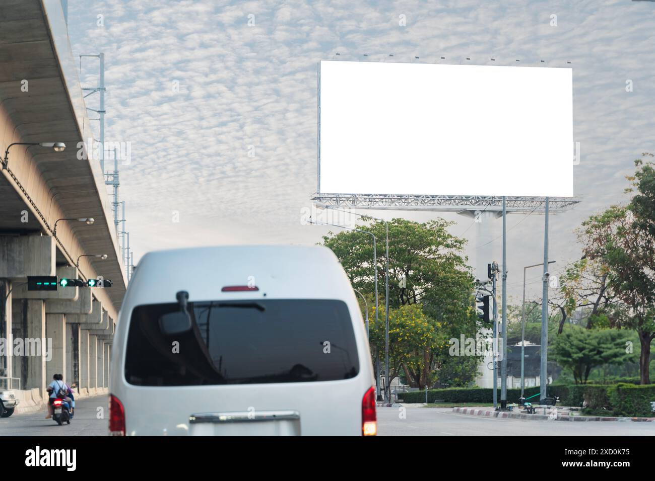 White van night empty road hi-res stock photography and images - Alamy