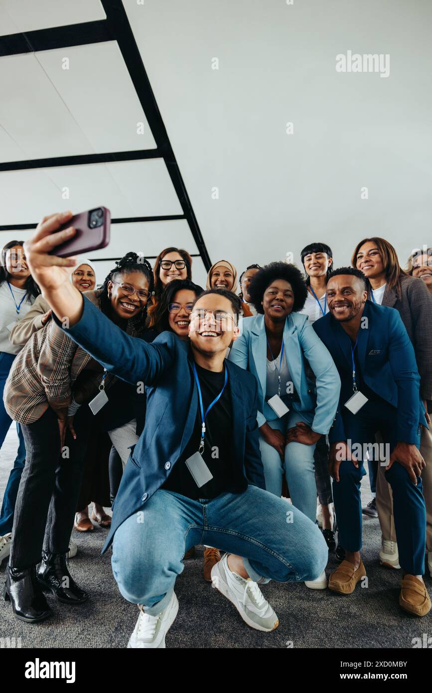 Group diverse business people taking hi-res stock photography and ...