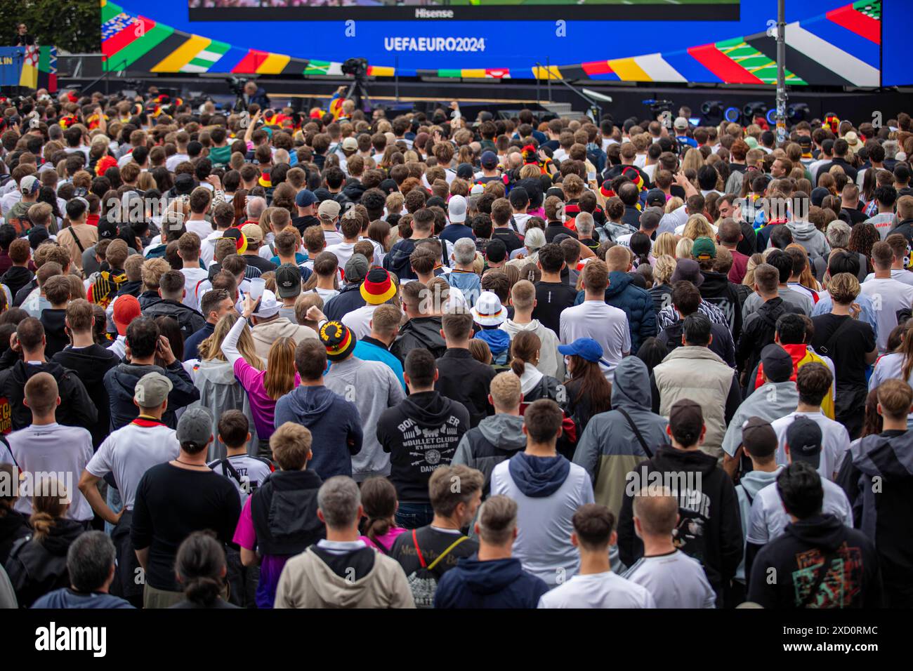 EM 2024: Public viewing in Berlin Deutschland gegen Ungarn, Fan Zone ...