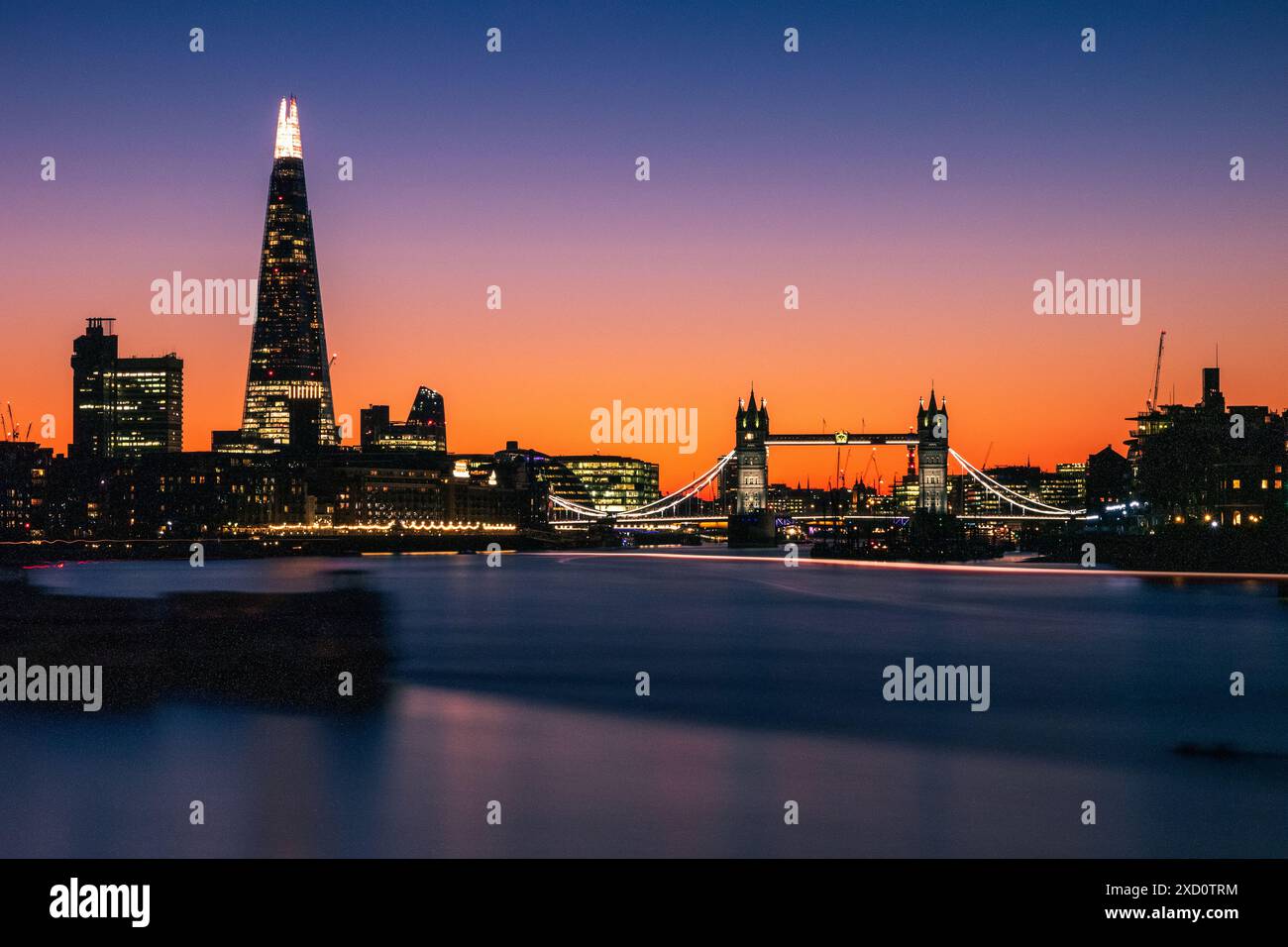 City hall shard panorama hi-res stock photography and images - Alamy