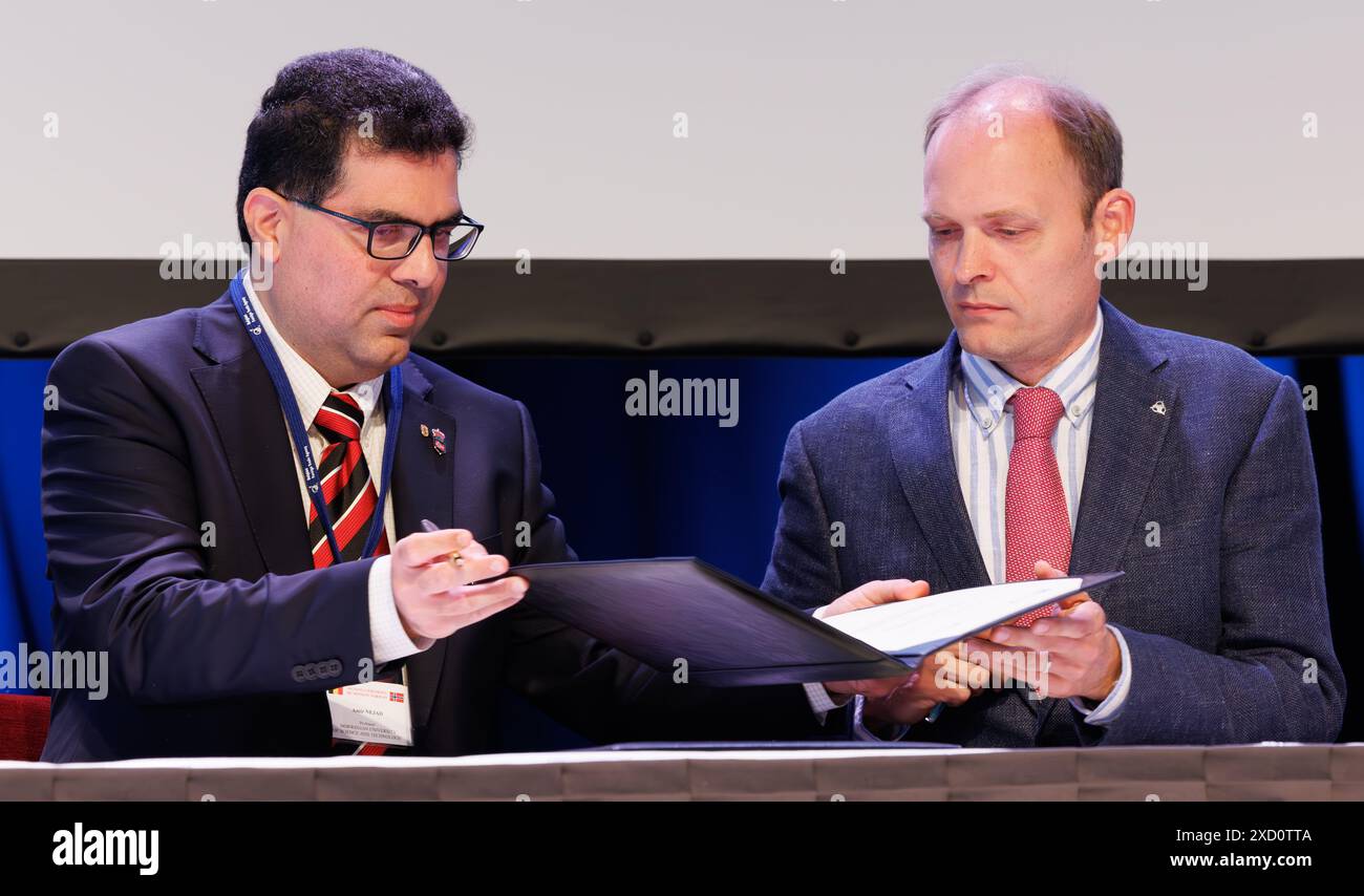 Norvegian royals hi-res stock photography and images - Alamy