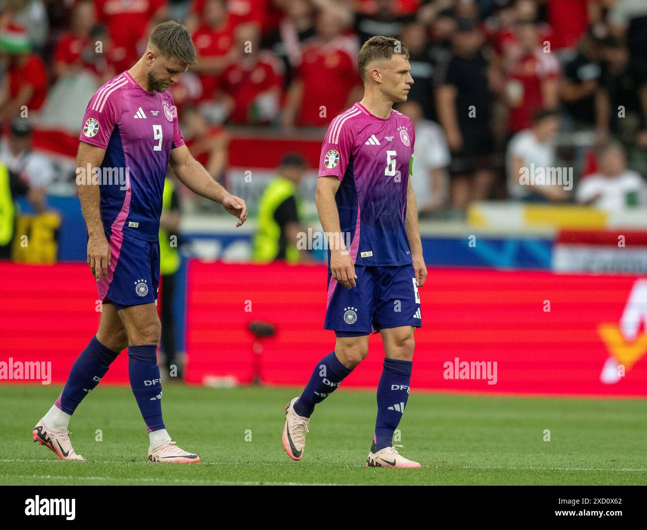 Niclas Fuellkrug (Deutschland #09), Joshua Kimmich (Deutschland #06 ...