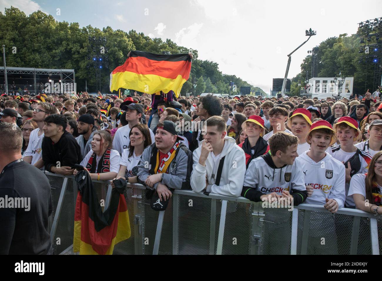 Euro 2024 germany brandenburg gate hi-res stock photography and images ...