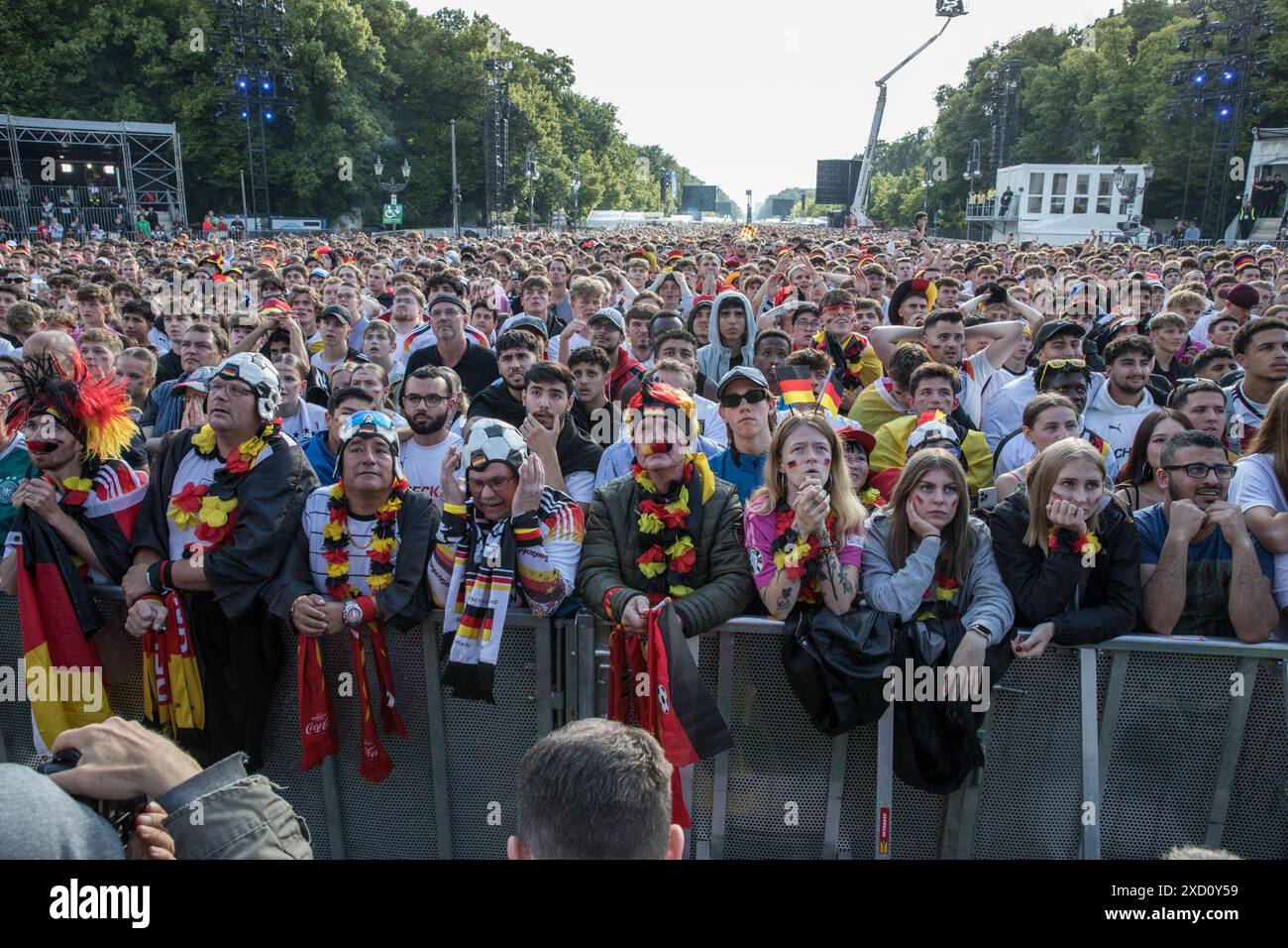 Euro 2024 germany brandenburg gate hi-res stock photography and images ...