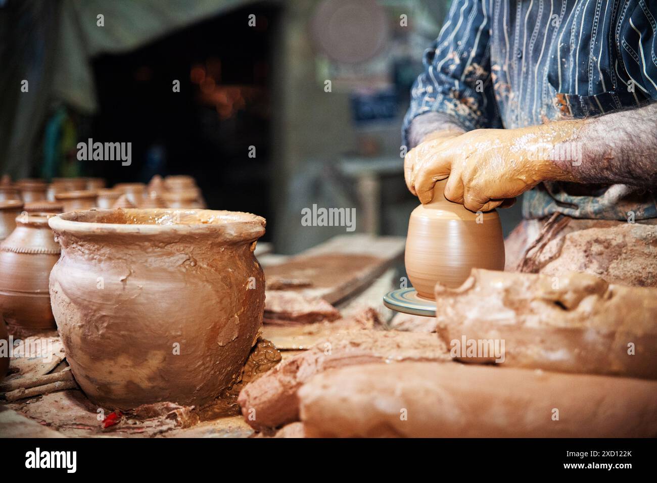 Ceramic pottery making process in Cappadocia. Handmade clue pottery ...