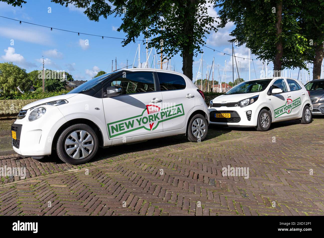New York Pizza delivery cars Stock Photo - Alamy