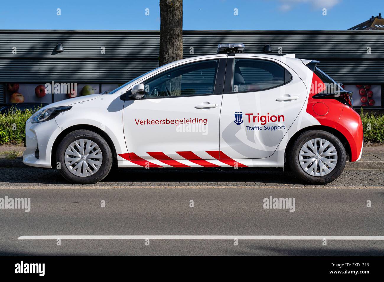 Trigion Traffic Support Toyota Yaris Stock Photo - Alamy