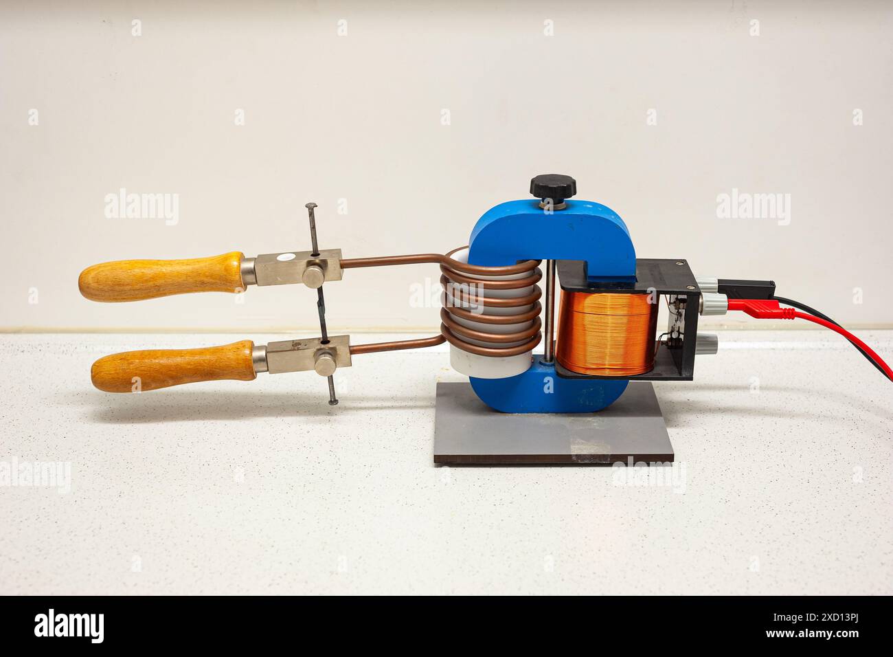 Copper windings transformer hi-res stock photography and images - Alamy