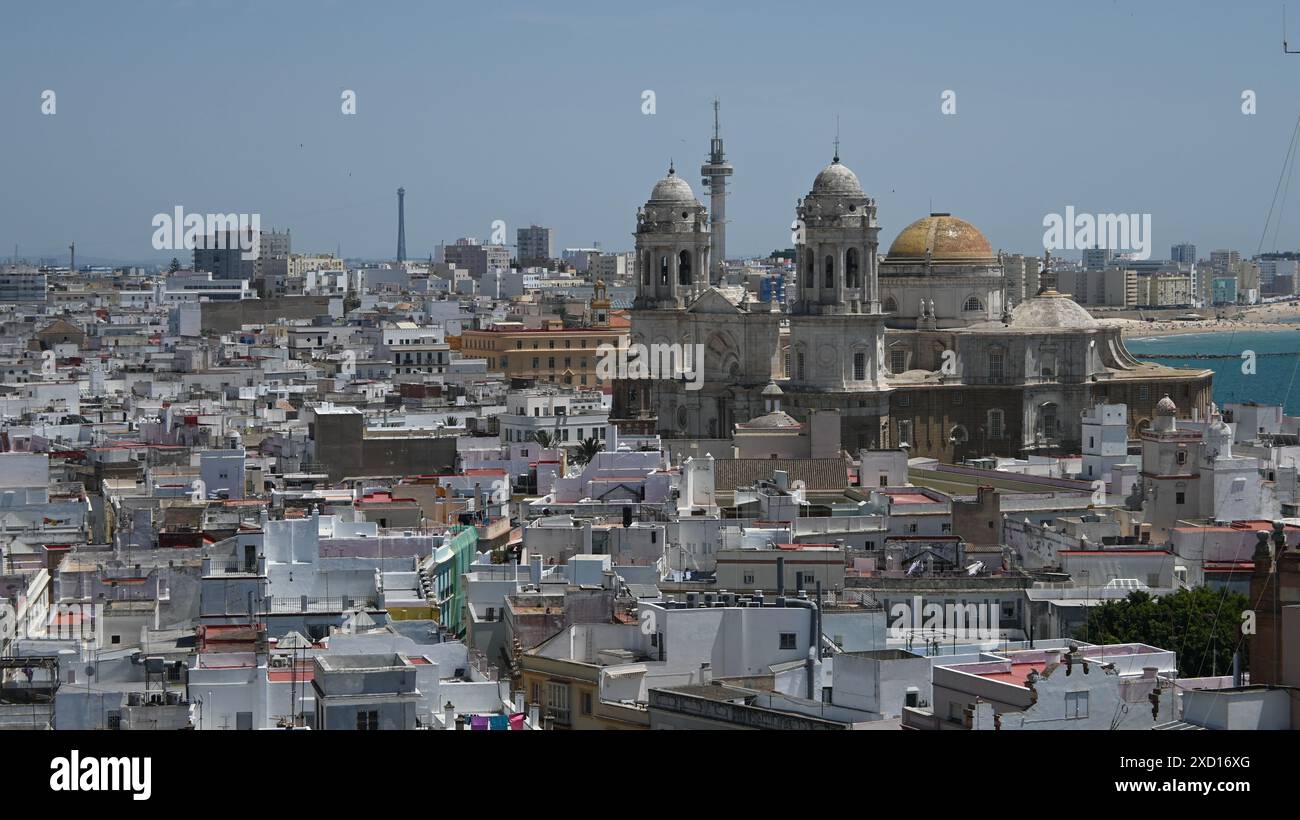 Explore cadiz hi-res stock photography and images - Alamy