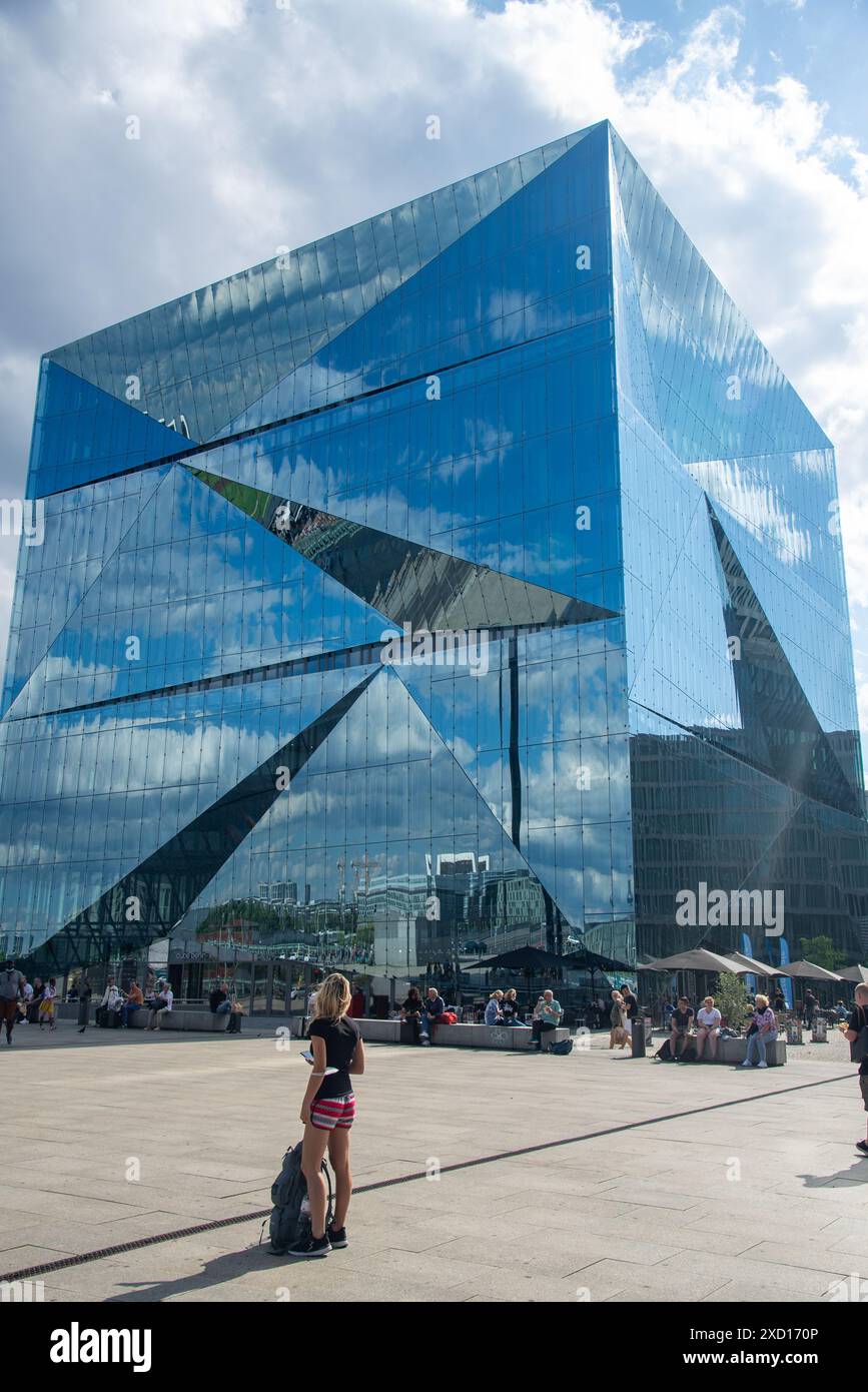 the famous Cube at Washington square in Berlin, Germany Stock Photo - Alamy