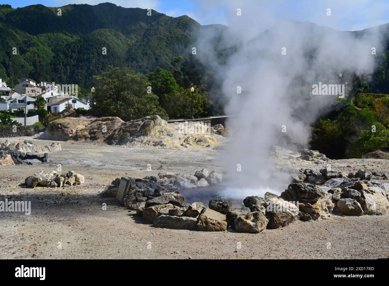 Atividade geotermica hi-res stock photography and images - Alamy