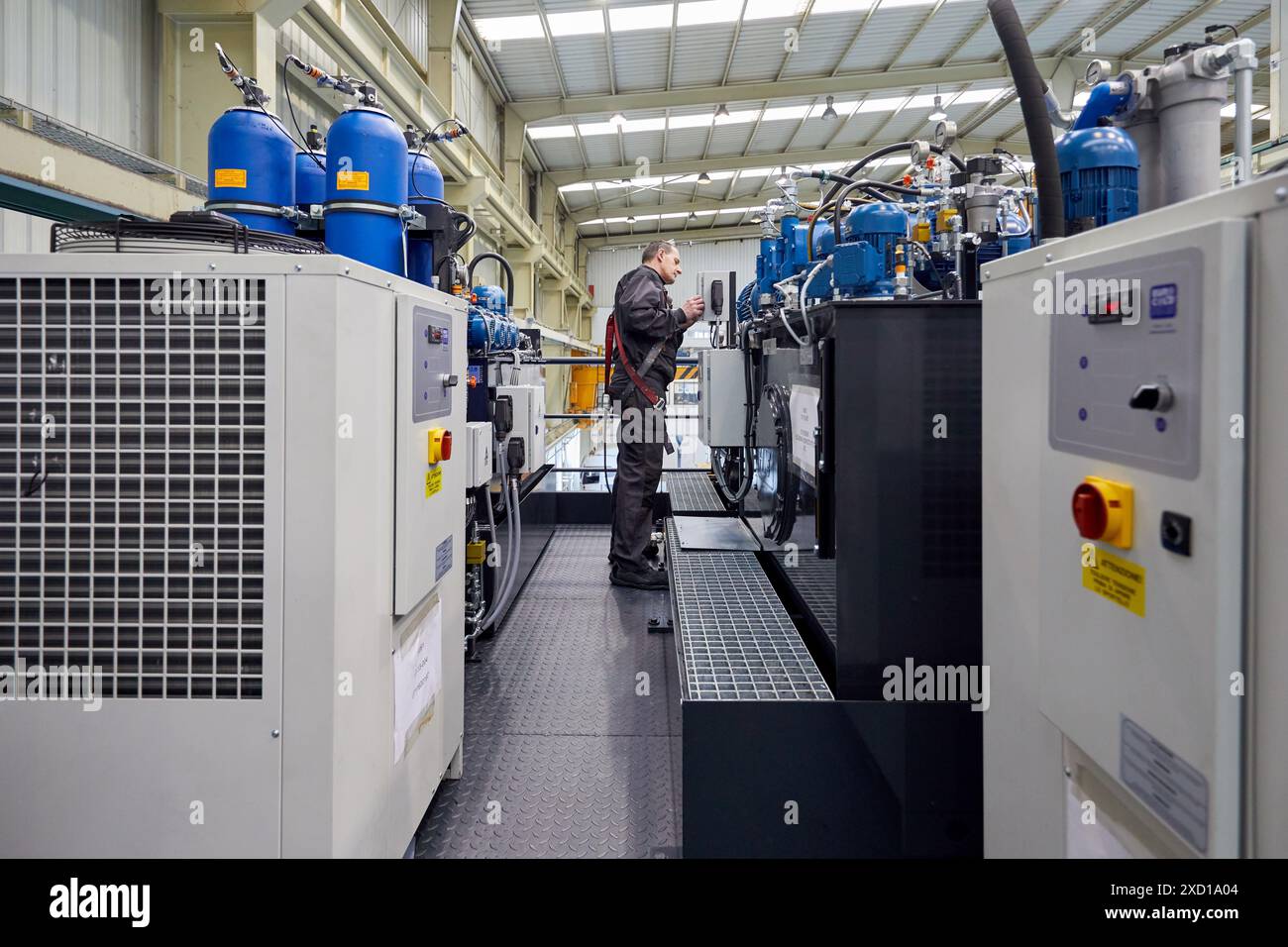 Hydraulic installation, Machining Centre, CNC, Turning and Milling ...