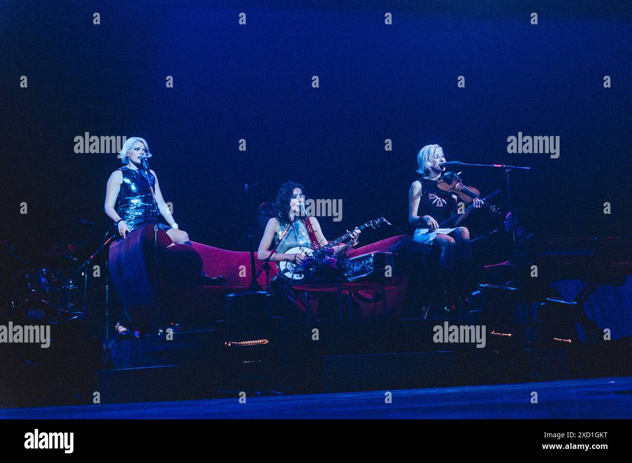 Dixie chicks 2000 hi-res stock photography and images - Alamy