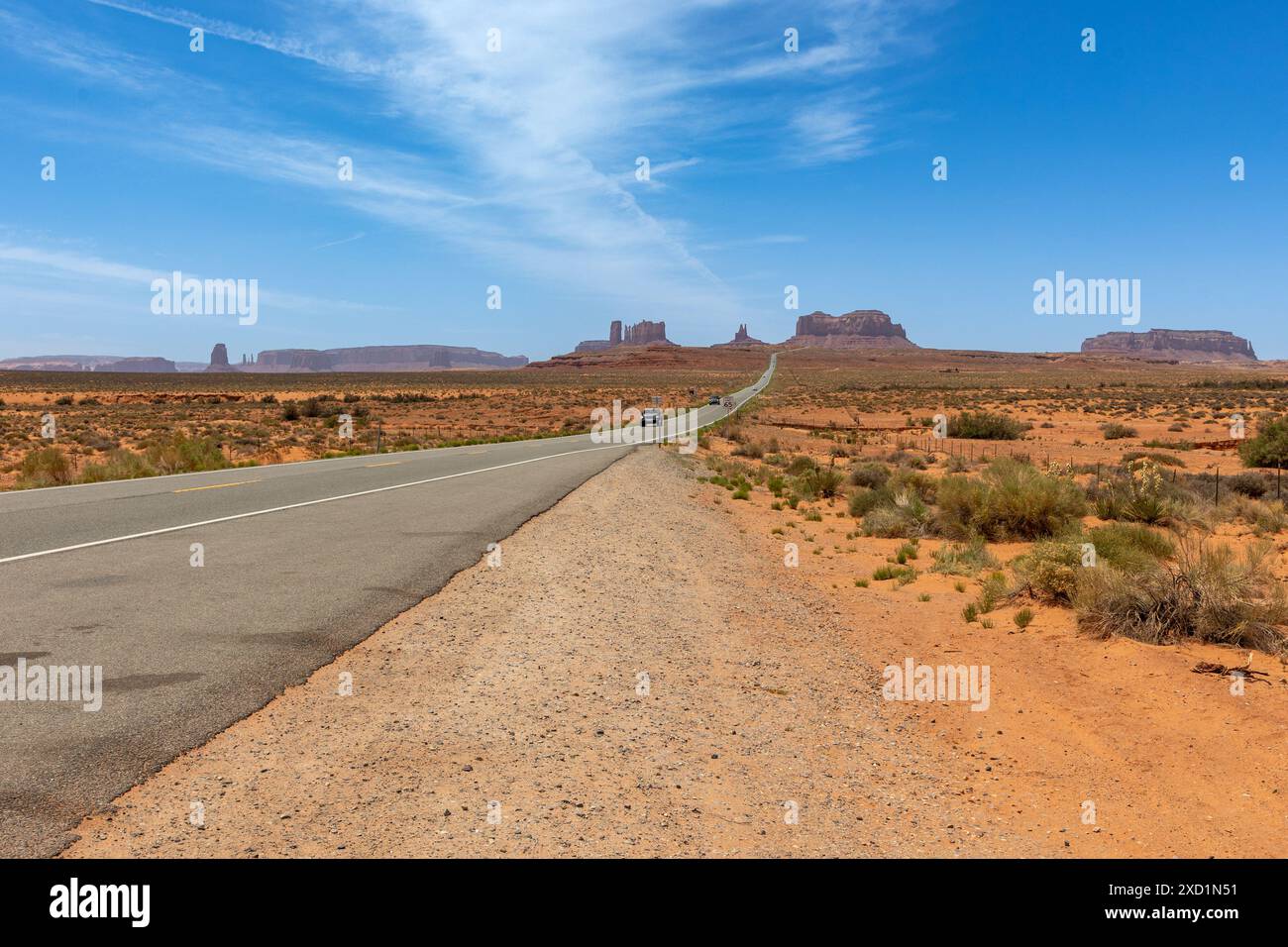 Approach Road to Monument Valley from the north through Utah Stock ...