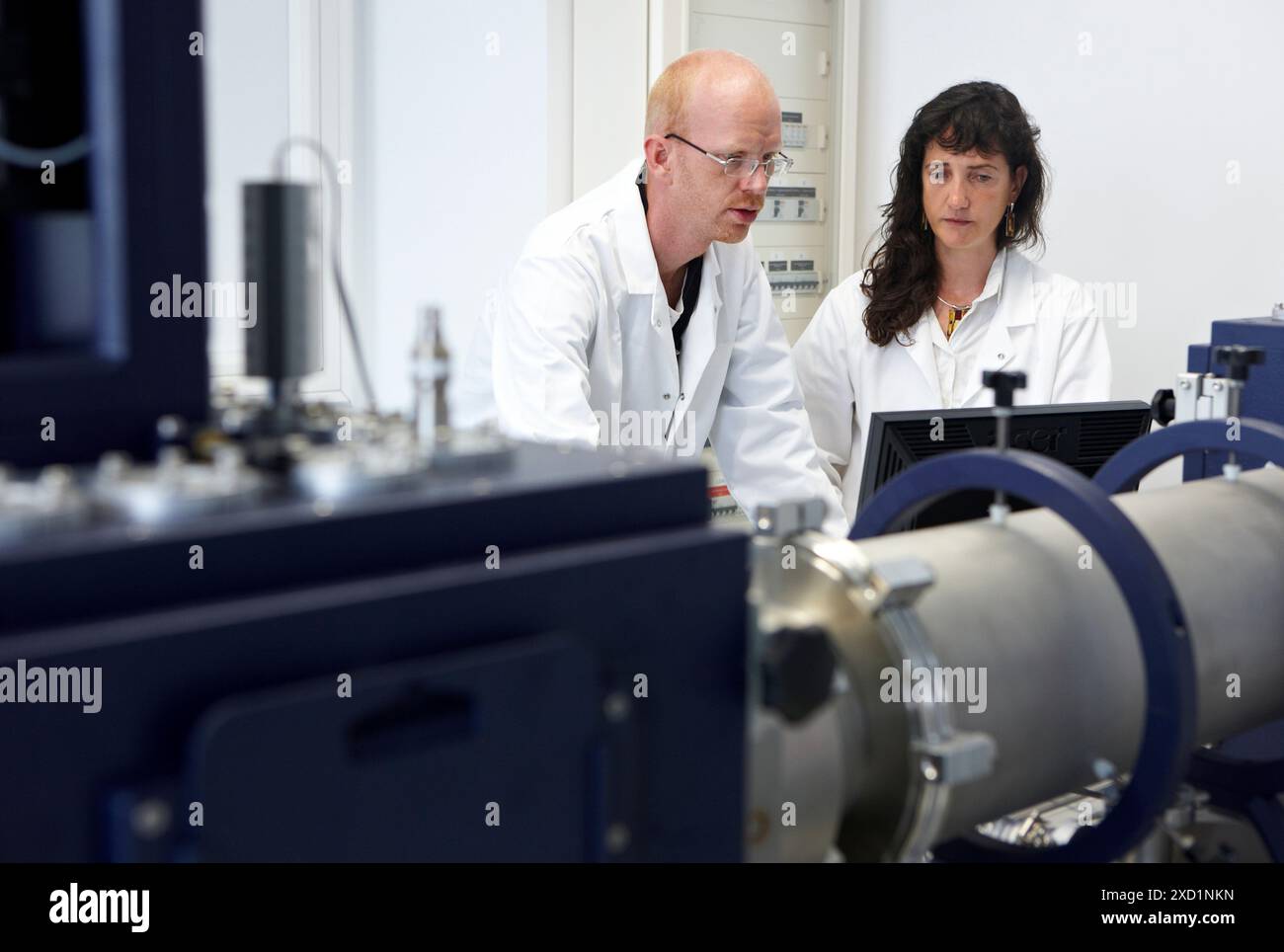 SAXS (Small-angle X-ray scattering), Materials Physics Center is a ...