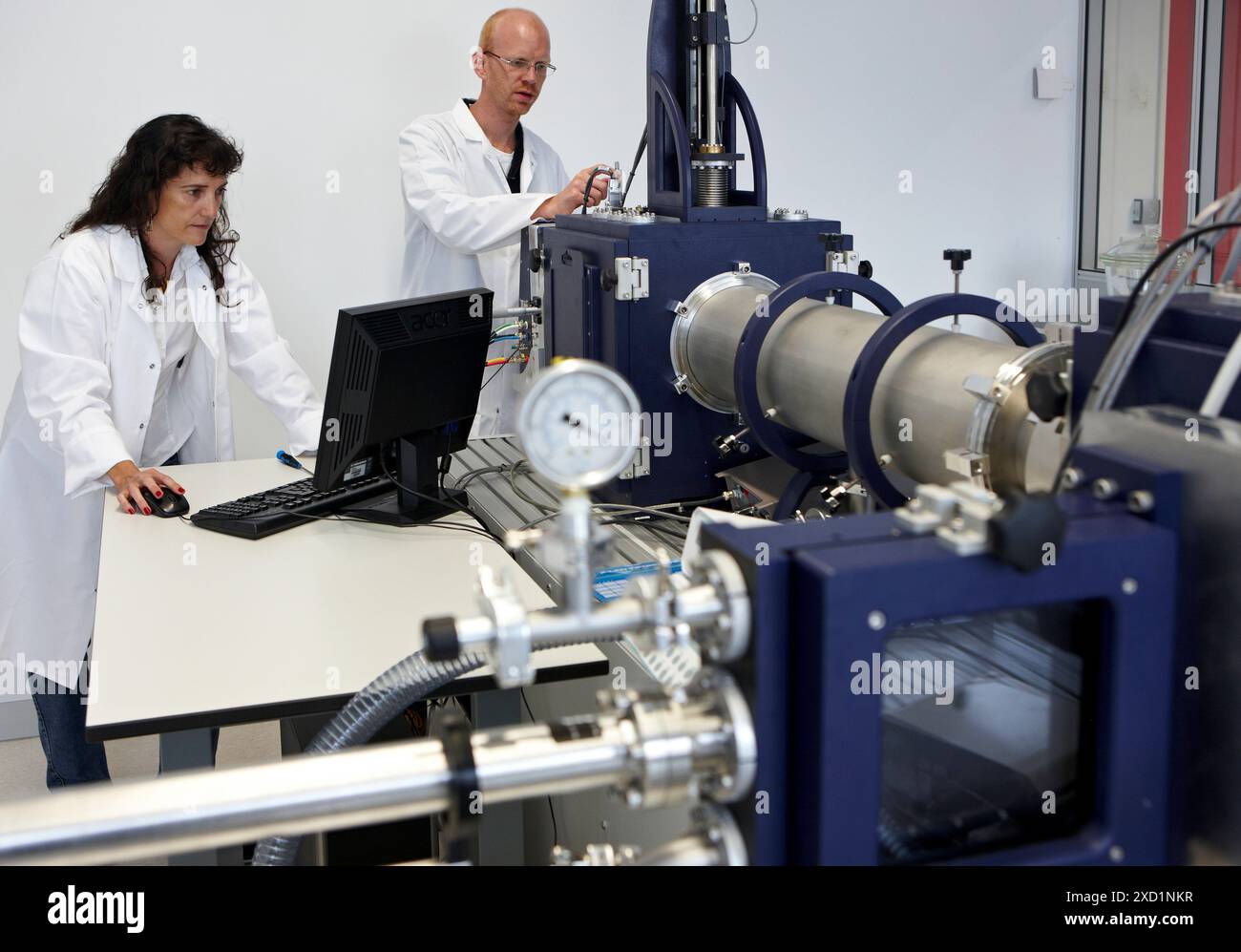 SAXS (Small-angle X-ray scattering), Materials Physics Center is a ...