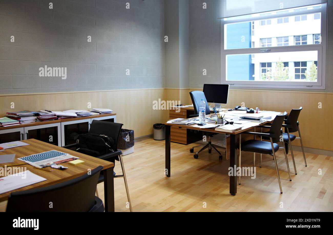 Office, Materials Physics Center is a joint center of the Spanish ...