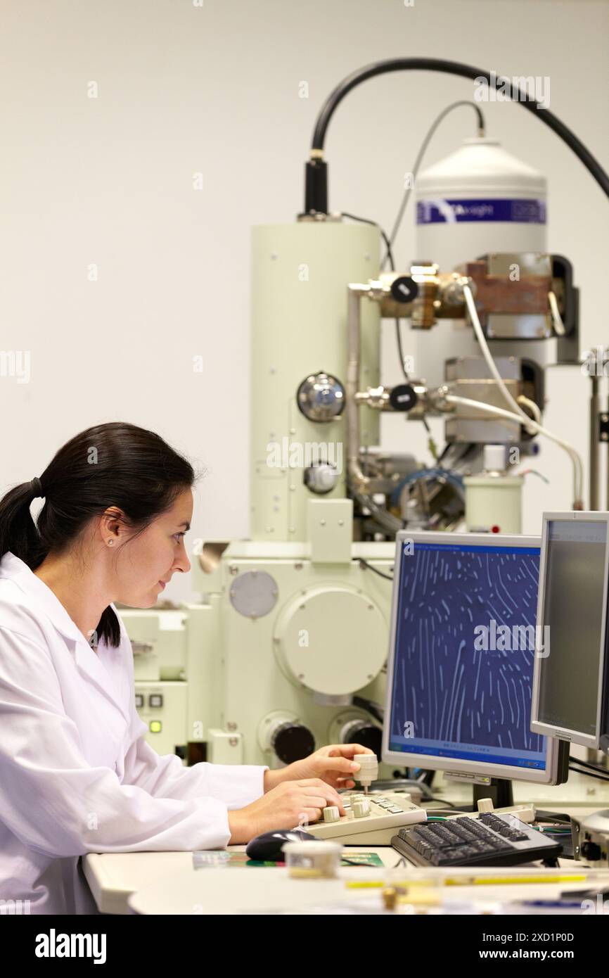 Electron microscope JSM 7000F Thermal-FEG SEM Micro structural analysis ...