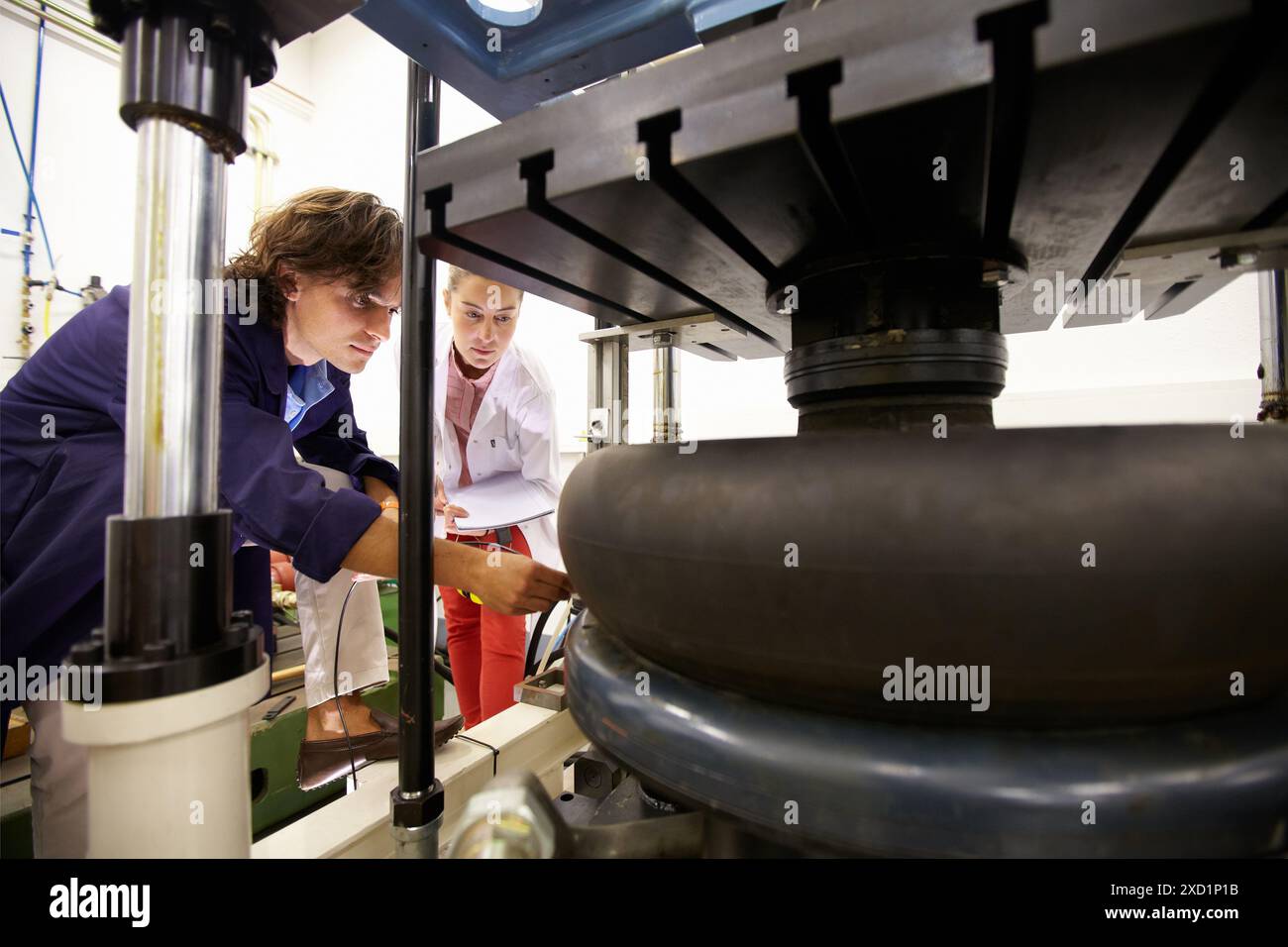 Test machine of pneumatic ballons, Secondary suspension components for ...