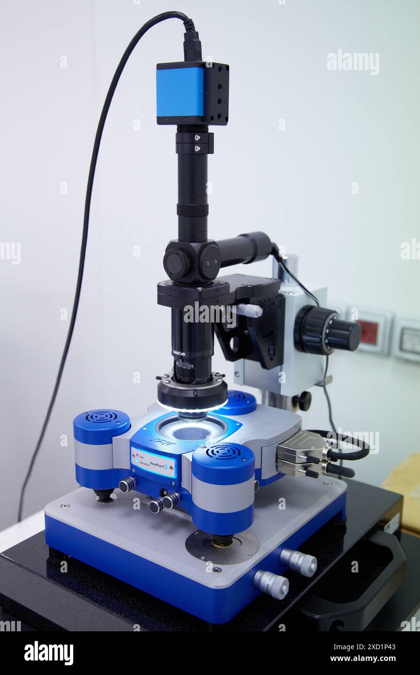 Atomic force microscope AFM Watching polymeric nano fibers Cleanroom ...