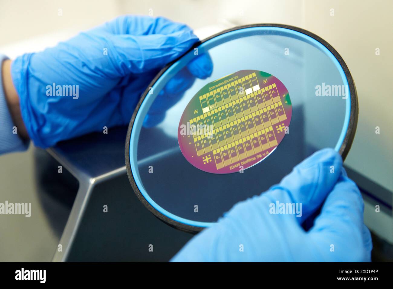 MicroAce Series 3 Dicing Saw Provides a complete micro-dicing solution ...