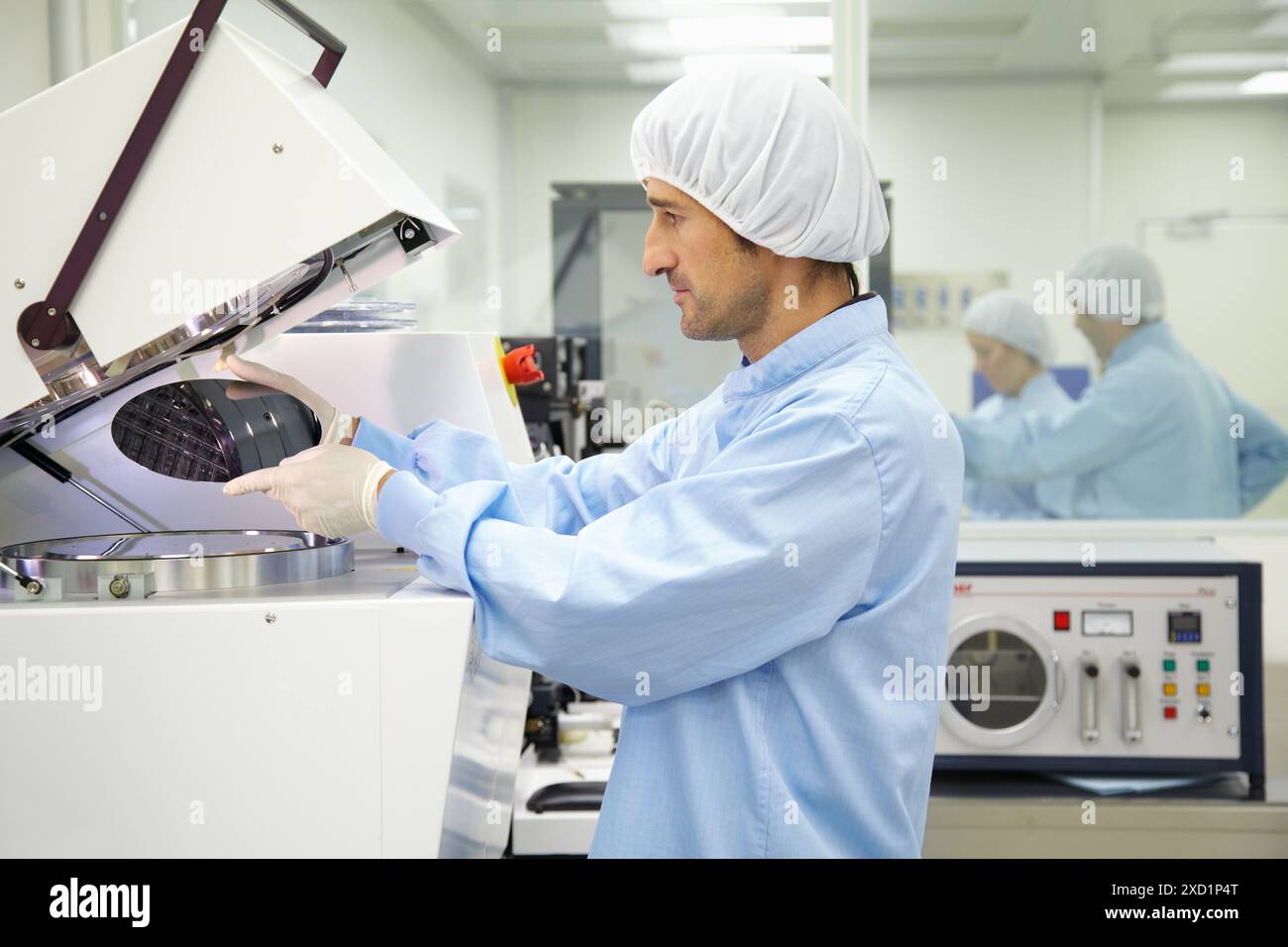 Oven thermal treatment in RTP, Jipelec Rapid Thermal Processor JETFIRST ...