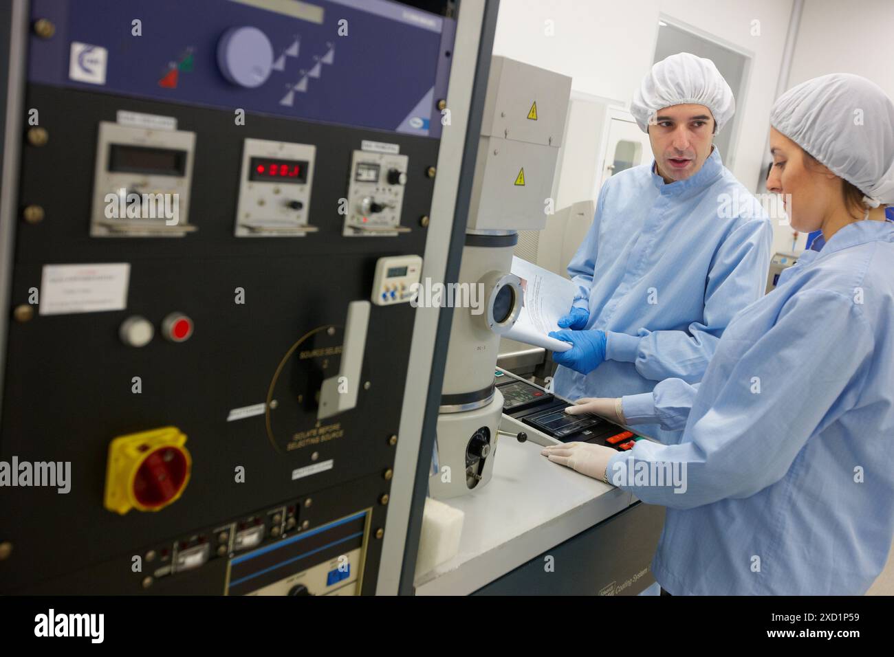 Depositing a film of gold and chromium in a silicon wafer by sputtering ...