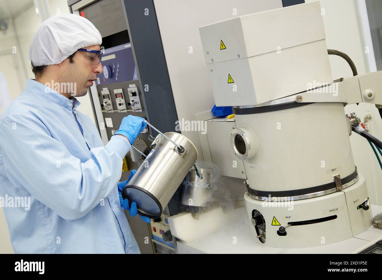 Vacuum coating hi-res stock photography and images - Alamy