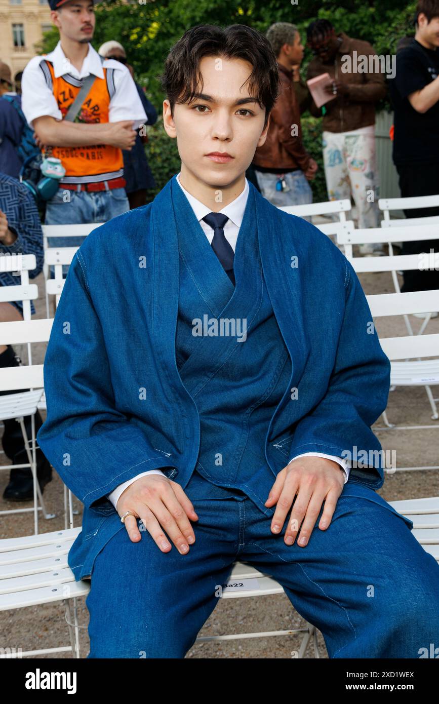 Paris, Frankreich. 19th June, 2024. Vernon attends KENZO Spring/Summer ...