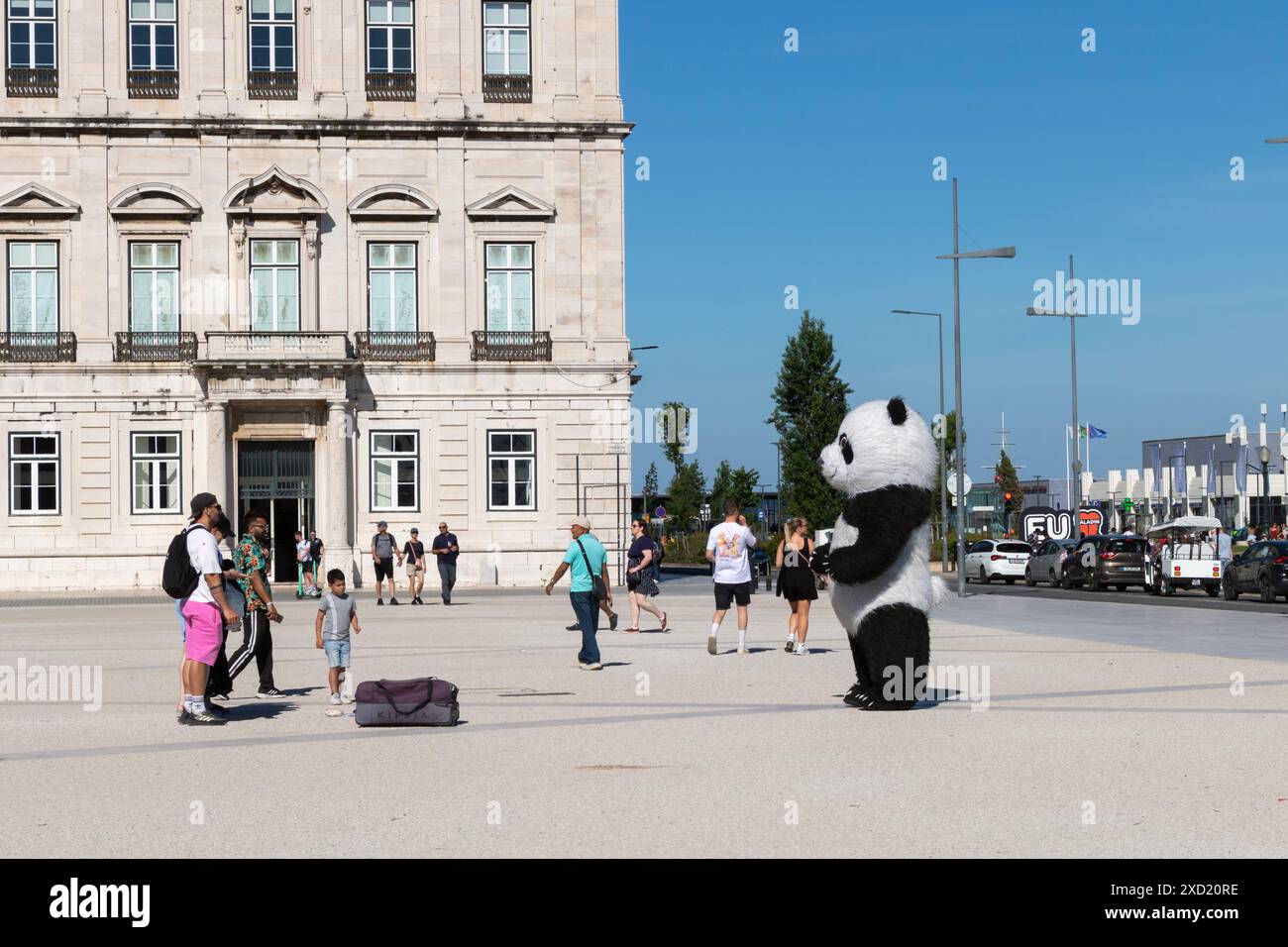 Panda costume in street hi-res stock photography and images - Alamy