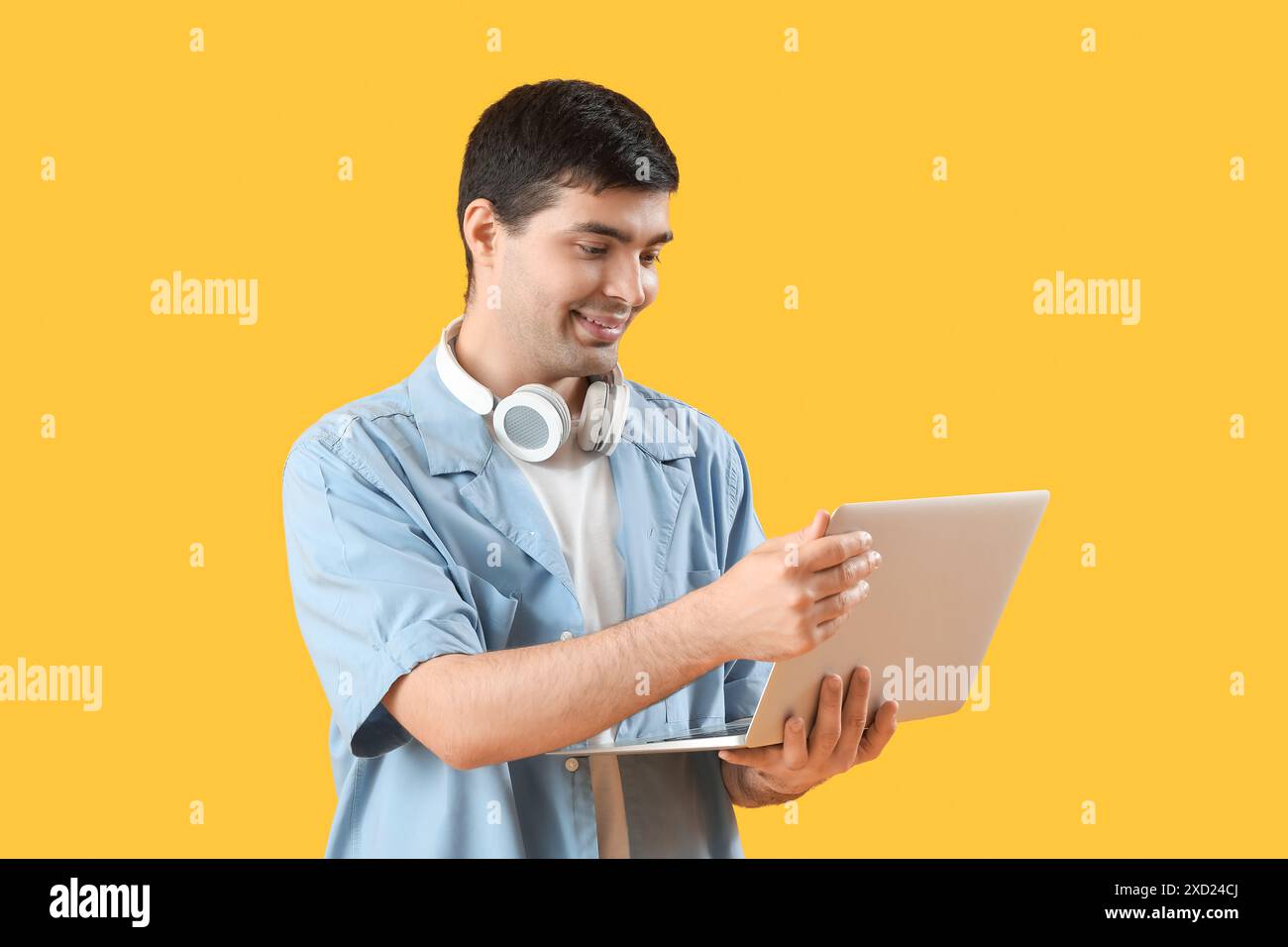 Orange programmer hi-res stock photography and images - Alamy