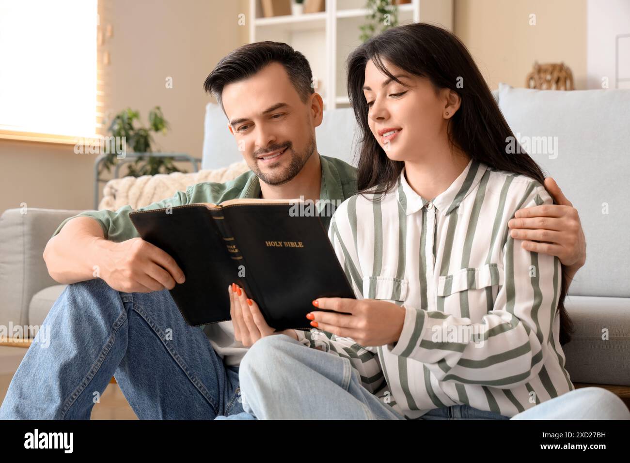 Holy family jesus reading hi-res stock photography and images - Alamy