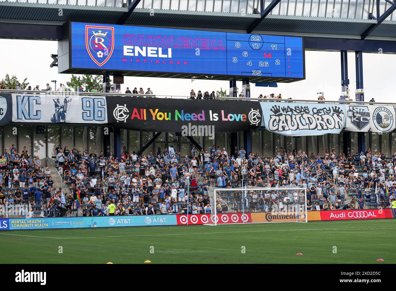 Kansas City, KS, USA. 19th June, 2024. Fans are ready for the game ...
